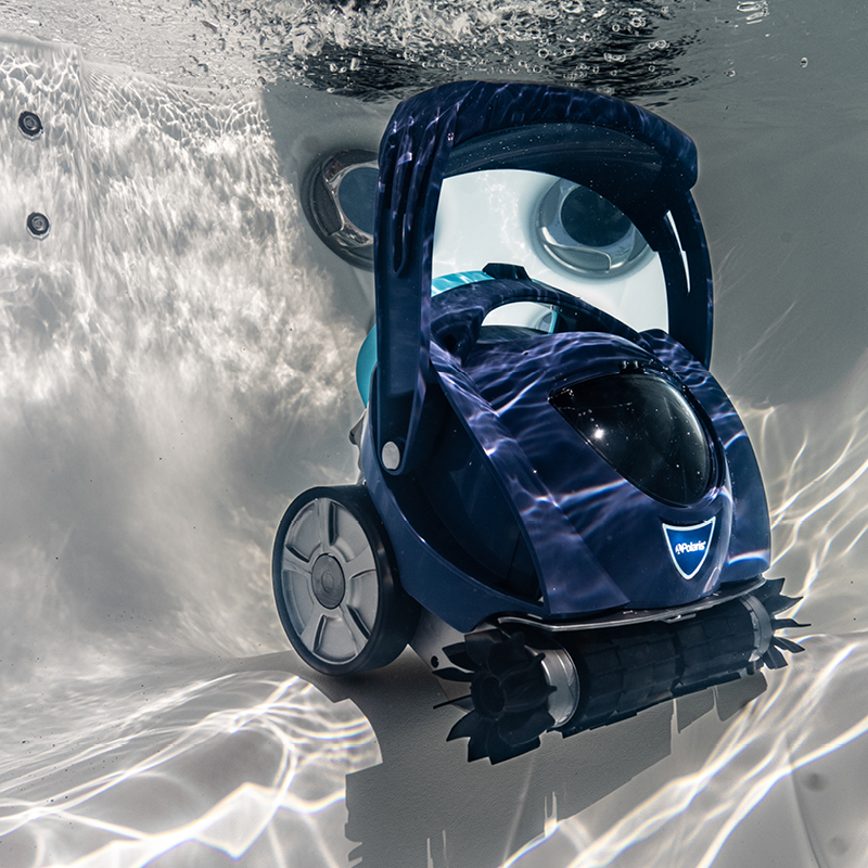 Spabot automatic spa cleaner | Club Piscine Super Fitness